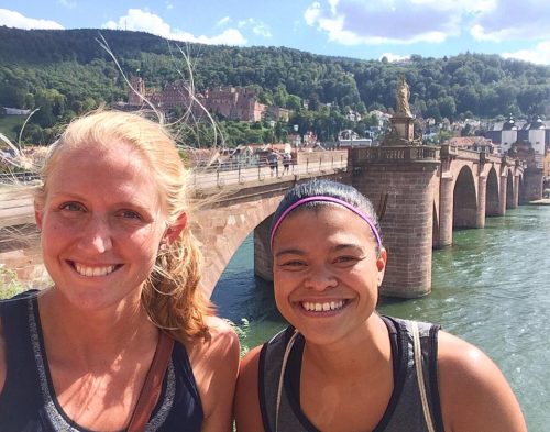 Erica Carlson - privat mit Serena - von Facebook - USC Heidelberg