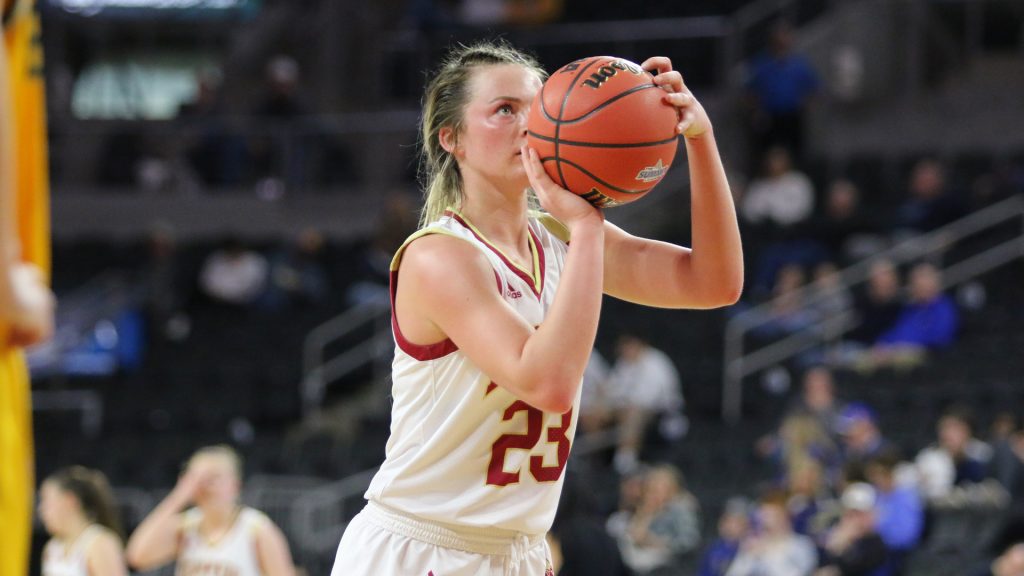 Madison Nelson beim Wurf - USC Heidelberg